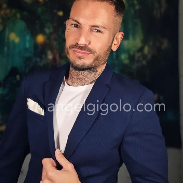 Gigolos en Barcelona. Despierta todos tus sentidos.